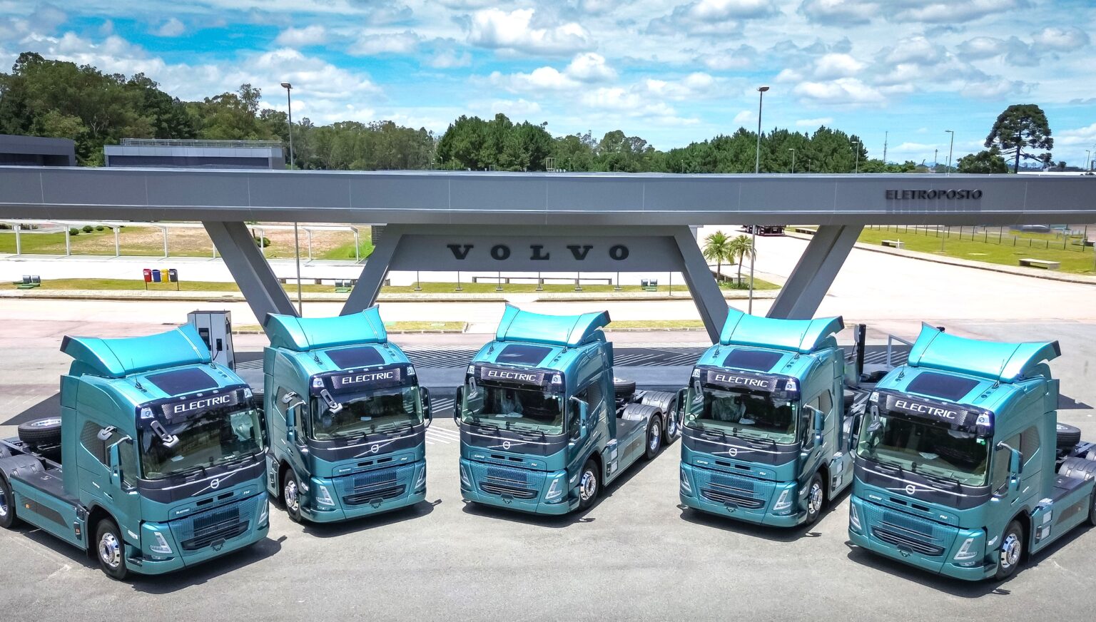 Volvo comercializa 1ª frota elétrica no país - REVISTA DOS TRANSPORTES